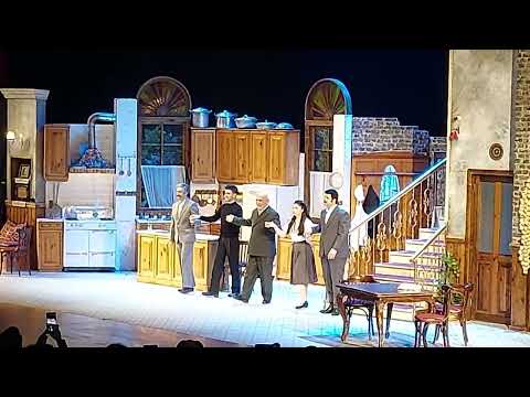 Şener Şen usta Zengin Mutfağı adlı oyunla sahnede