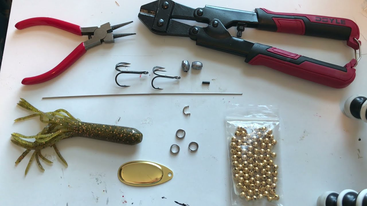 How to Make a Simple Musky / Pike Lure - YouTube
