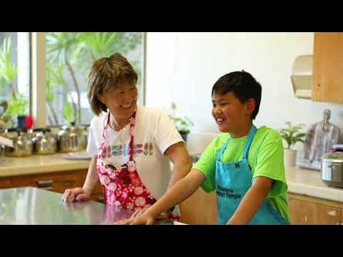 Intergenerational Connections: Cooking Favorite Dishes - YouTube