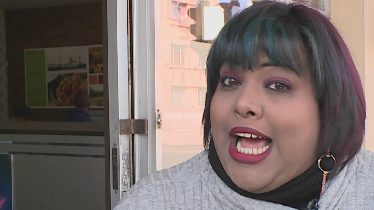 Natashia Portrag : Comedian - YouTube