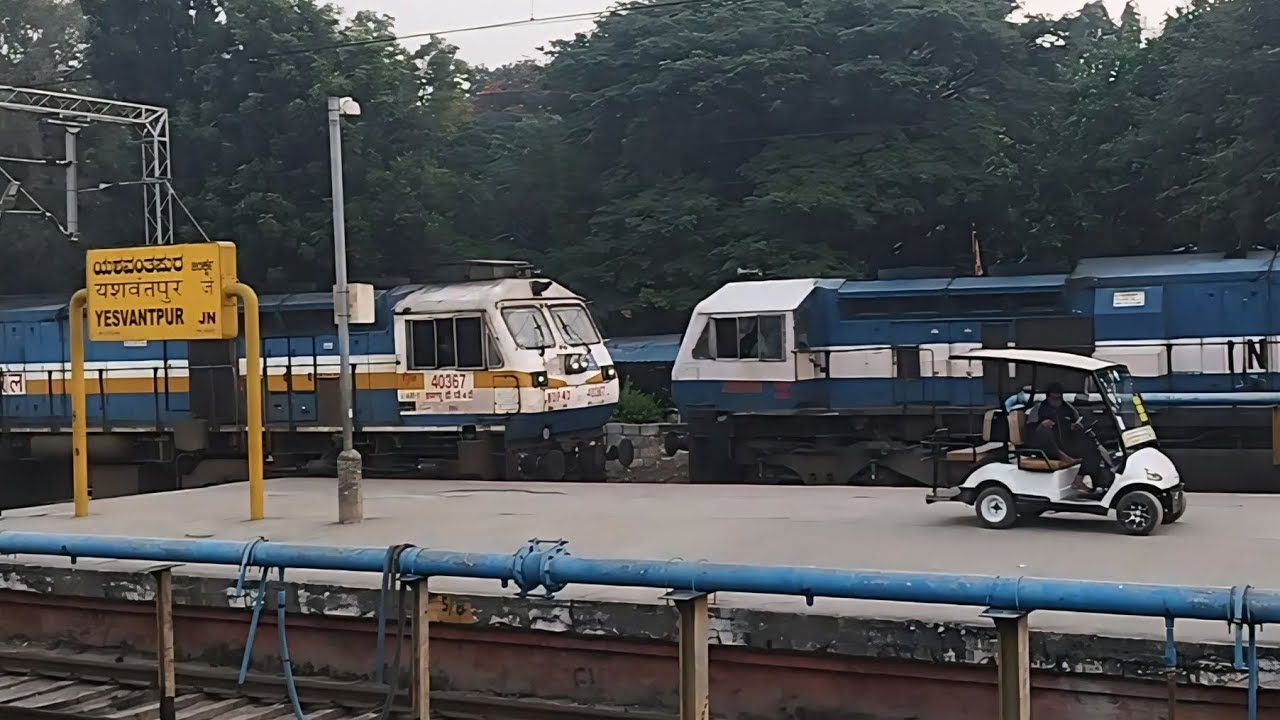 WDP 4 says Hi to WDP 4D | Rare parallel action | In yeswanthpur ...