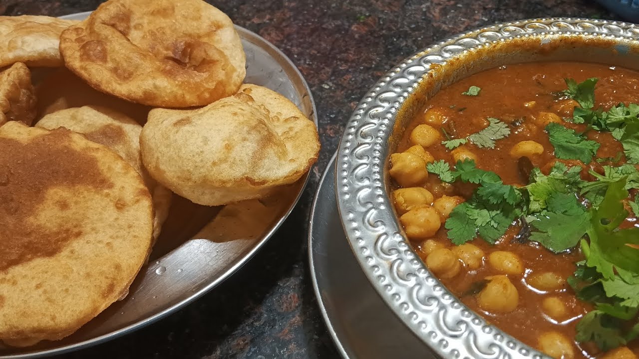 Chola Puri #cholebhature - YouTube