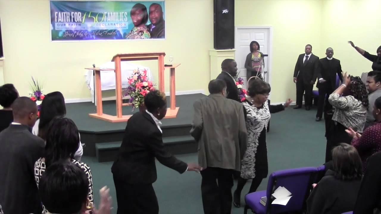 Bishop Jonathan Fowler 9:30am Service PRaise Break December 7 - YouTube