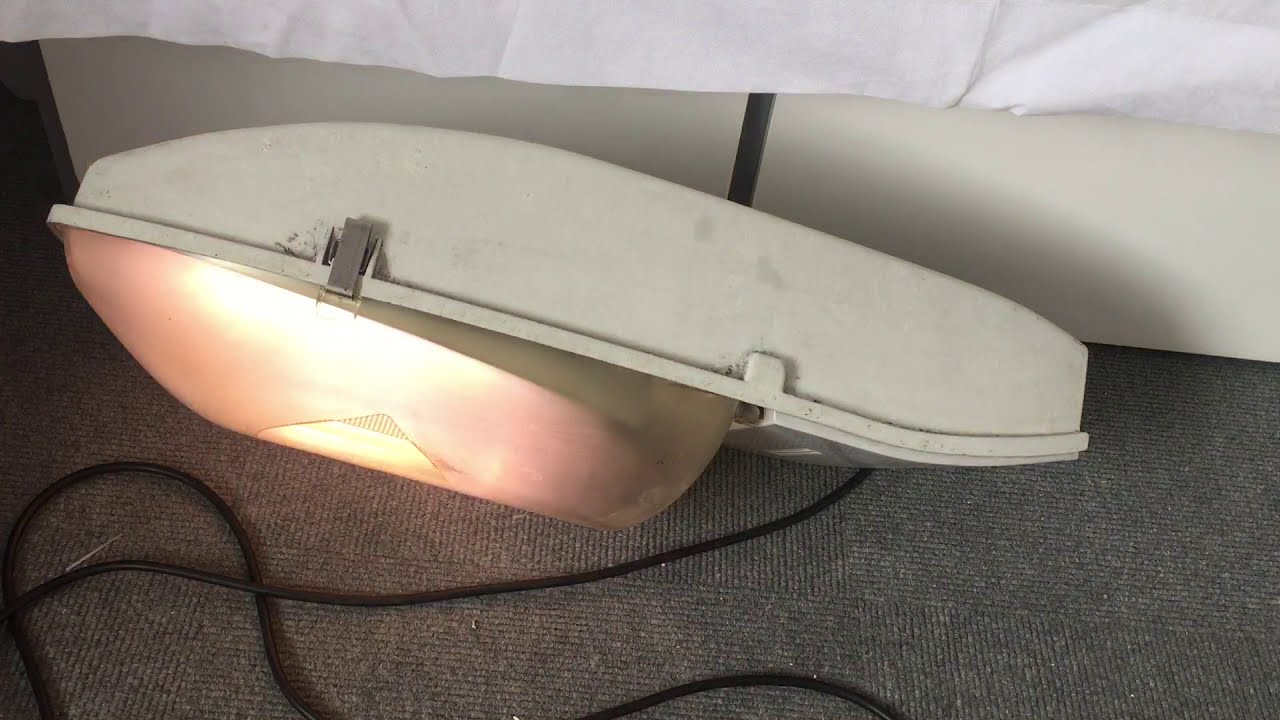 GEC Z8611 warmup 400 Watt SON-T - YouTube
