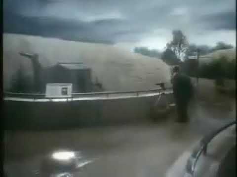 Kit Kat ... Classic TV Ads 80s.... - YouTube