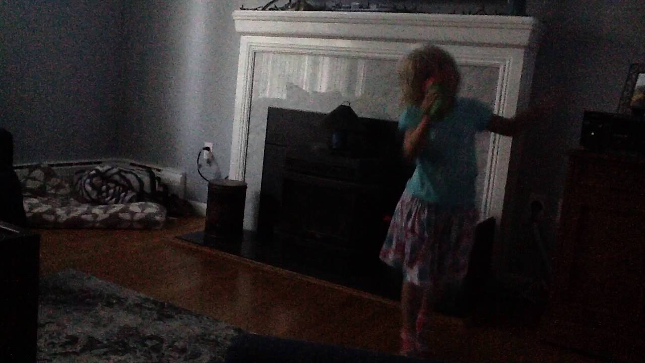 Bella Dancing - YouTube