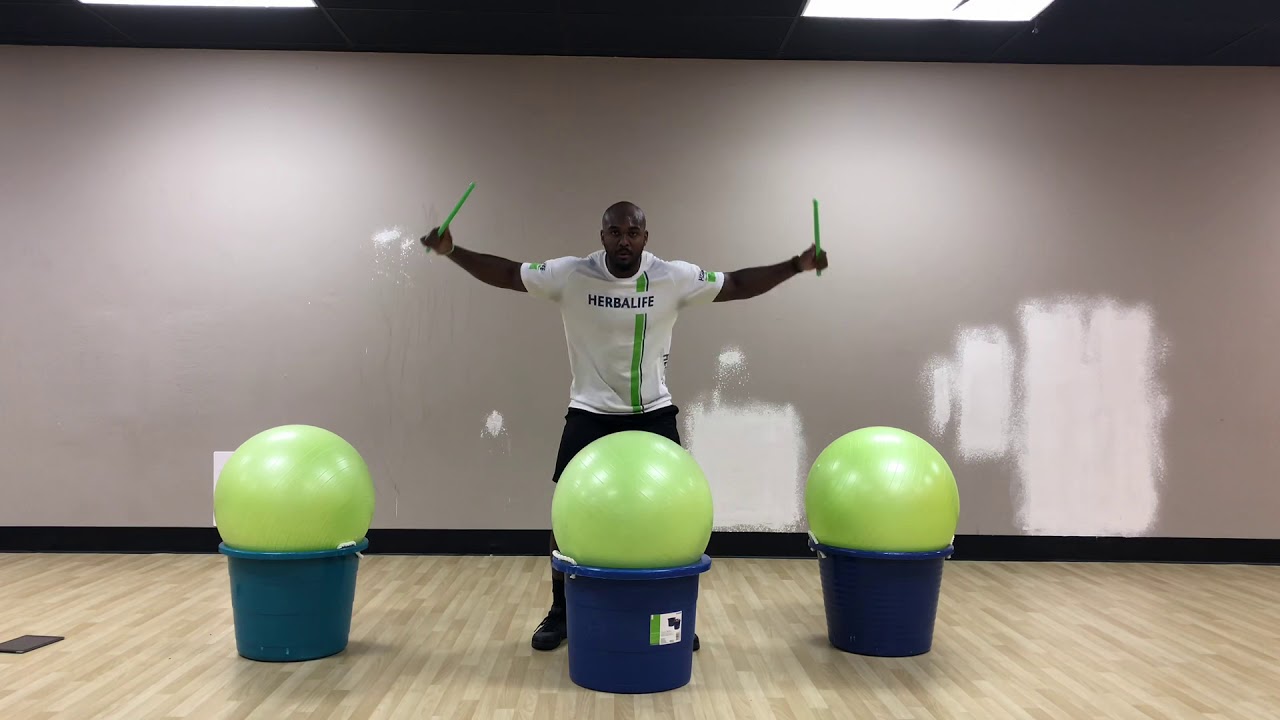 Cardio Drumming- Bad and Boujee - YouTube