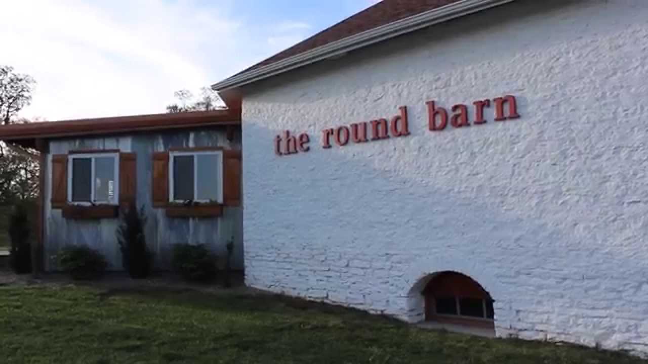 The Round Barn on Clear Creek Wedding Venue in Willard, MO Reviewed by ...