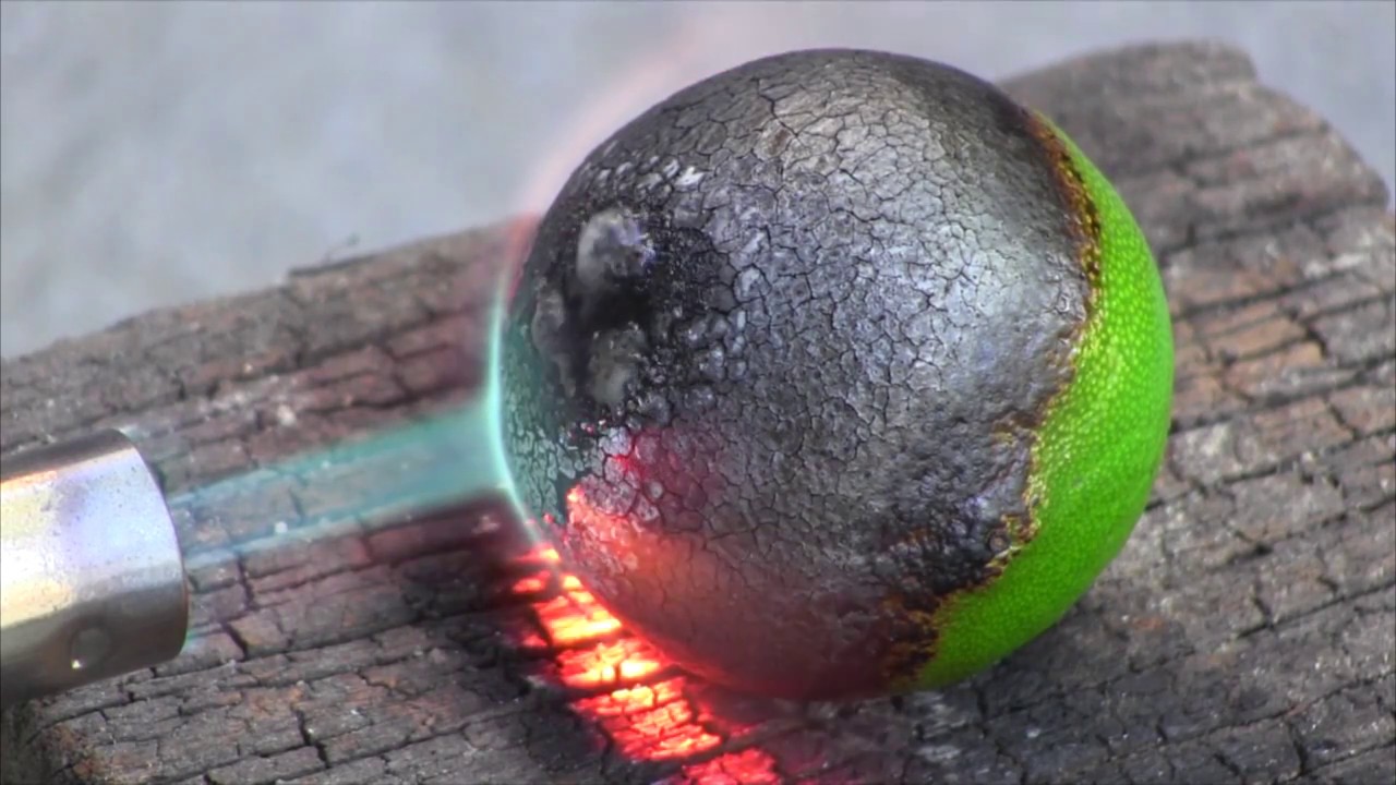 Lemon VS 1000 Degree Fire - YouTube