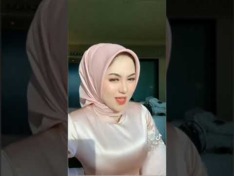 santin licin#hijabhot