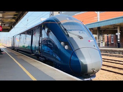 Hull Trains Azuma Paragon 802303 At Doncaster From London KC To Hull ...