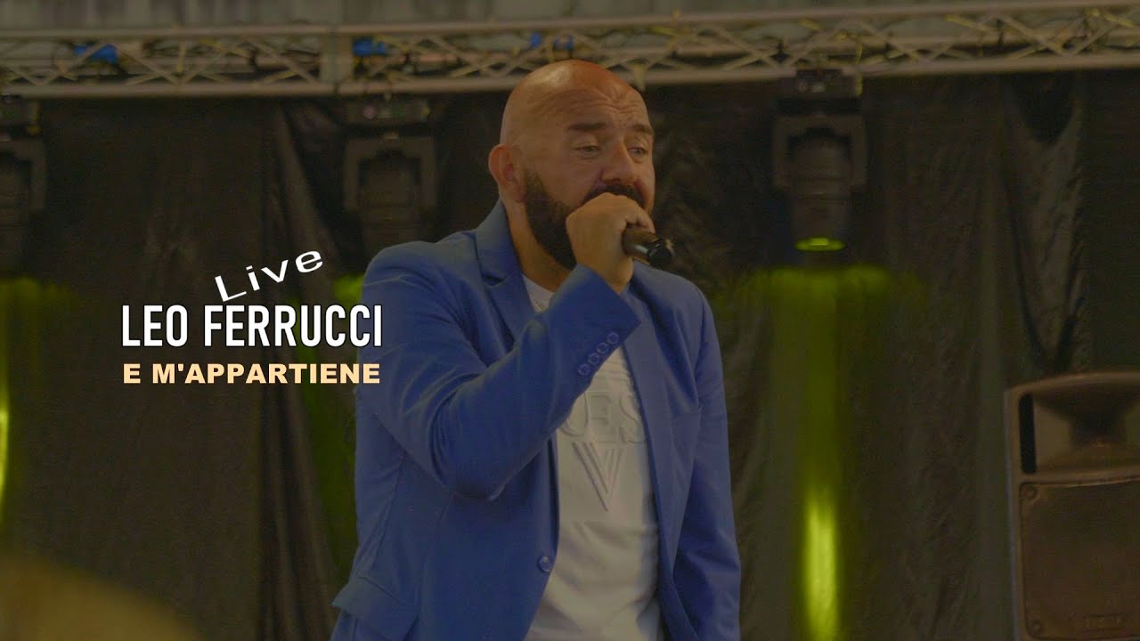Leo Ferrucci - Live " E m'appartiene " 2023. By. Enzo De Vito - YouTube