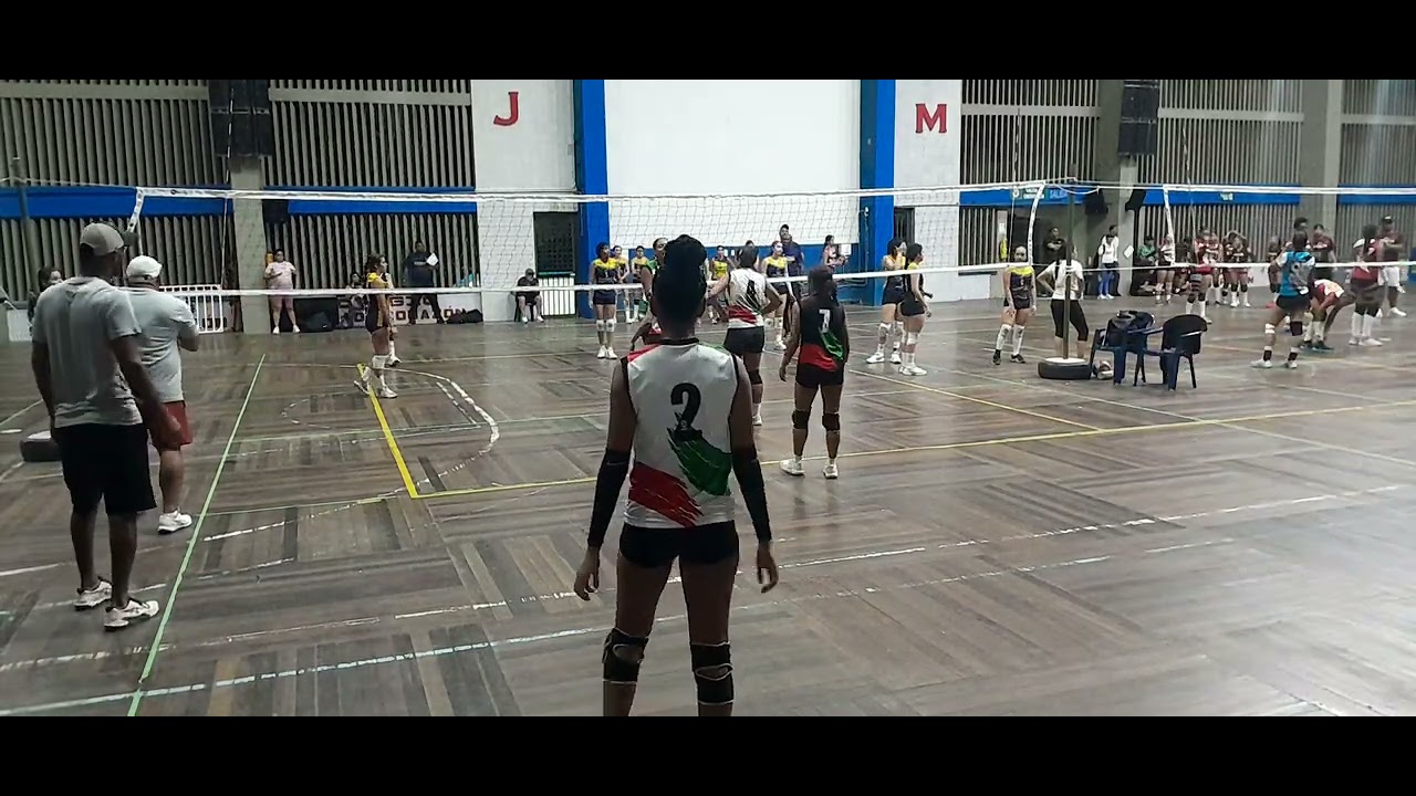 8VOS DE FINAL YURBACO VS THUNDER (ANT) - FESTIQUILLA 2024 - YouTube