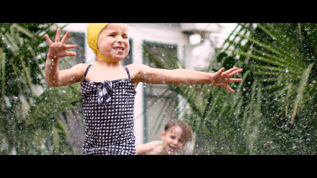 Postcard From 1952 / Dir: Peter Simonite, Annie Gunn - YouTube