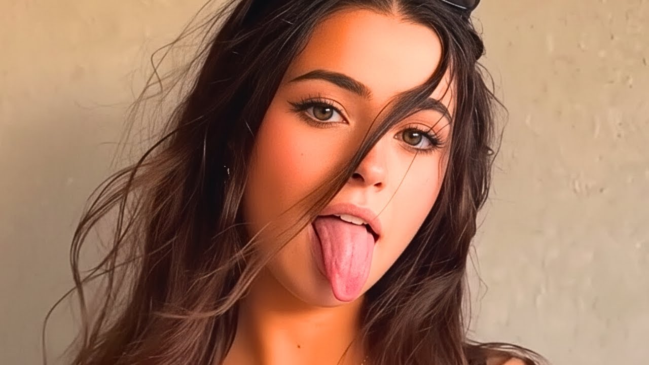 Zoey ISO: Model & Instagram Star । Bio & Highlights - YouTube