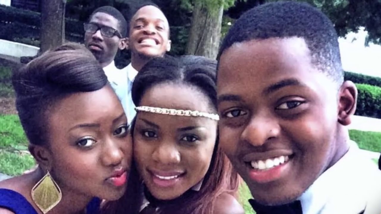 Akatendeka by Sharon Manyonganise 2015 Lyrics Video - YouTube