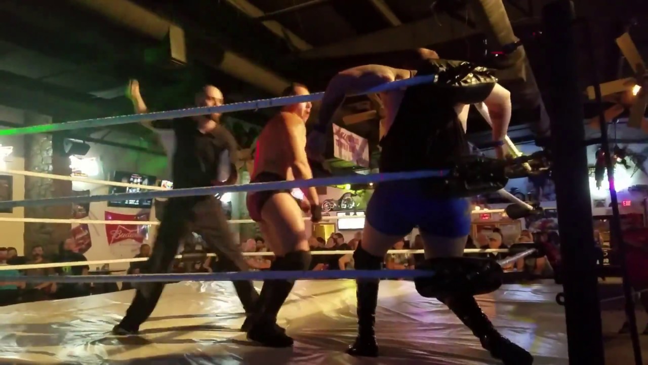 Chris Evans vs Roman Alexander Revolt W/ Toom E Guci - YouTube