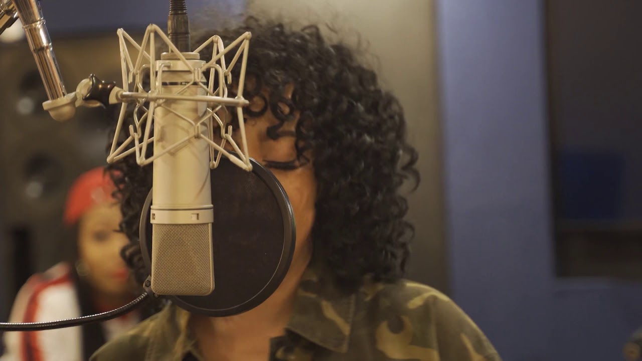 AYE VERB FEAT KIDD KIDD & DENISE DAVIS “DEVIL ON LINE 1” - YouTube