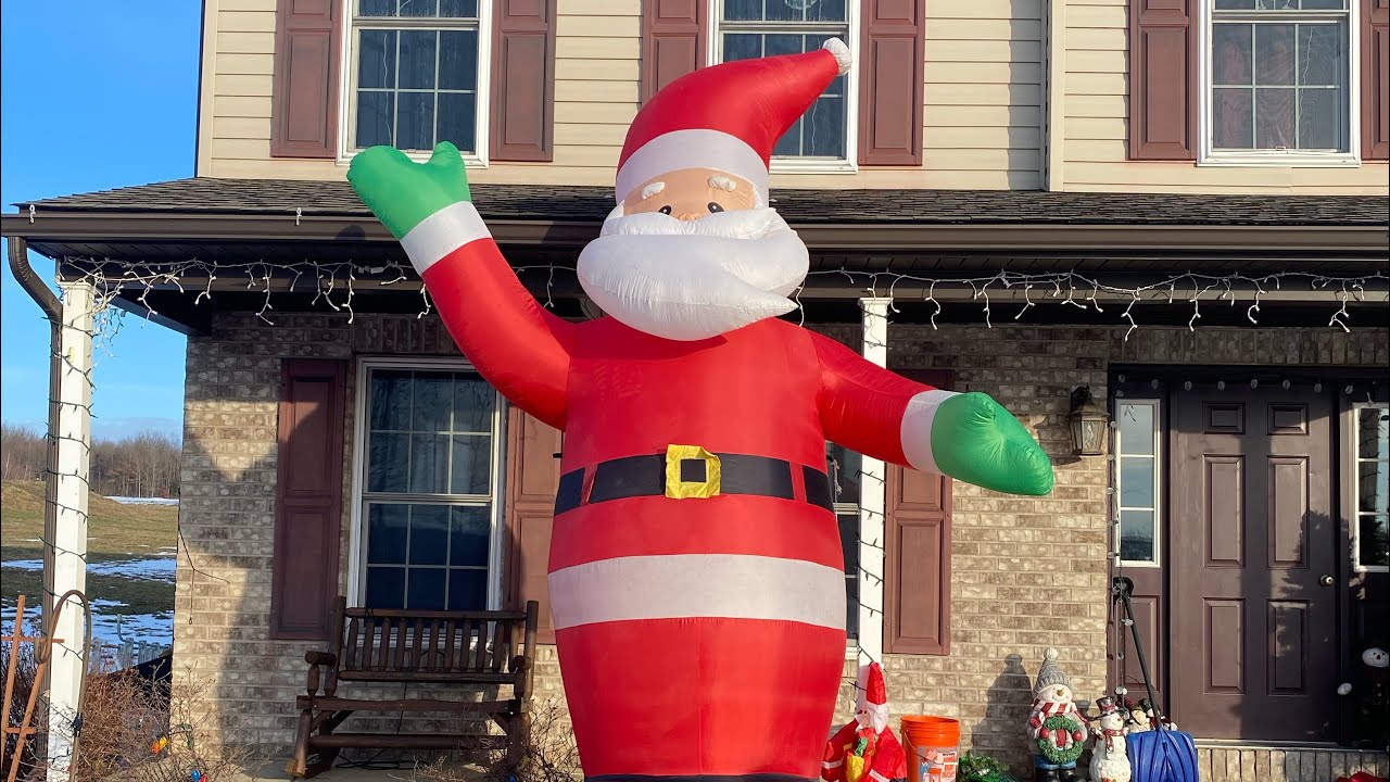 12FT inflatable santa - YouTube