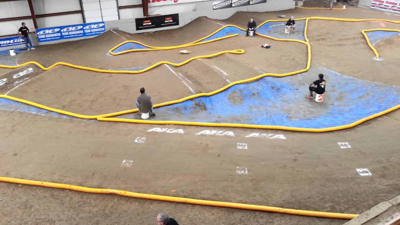 Pro 4 A main Short Course Showdown 2013 Hobbyplex Omaha,NE - YouTube