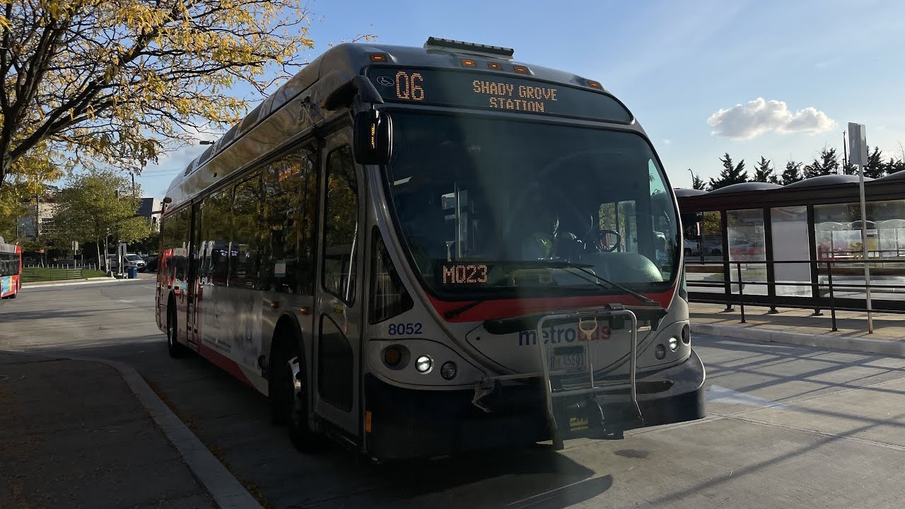 WMATA Metrobus: 2014 NABI 42-BRT Hybrid #8052 on Route Q6 - YouTube
