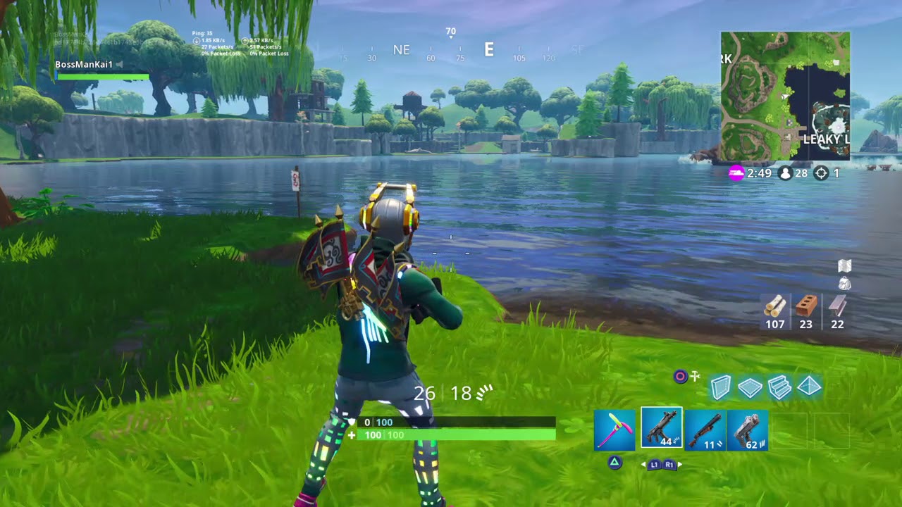 My first gaming video - YouTube