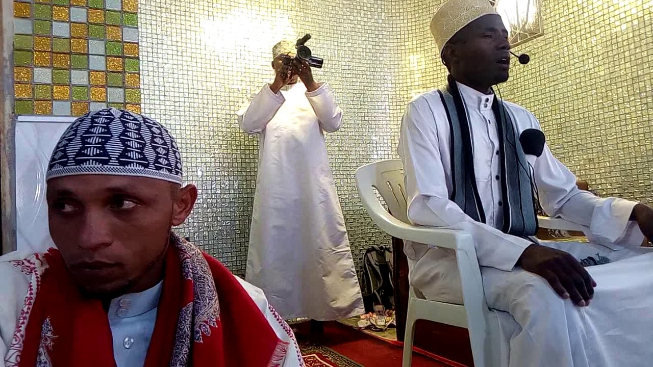 Kuraan tukuf - YouTube