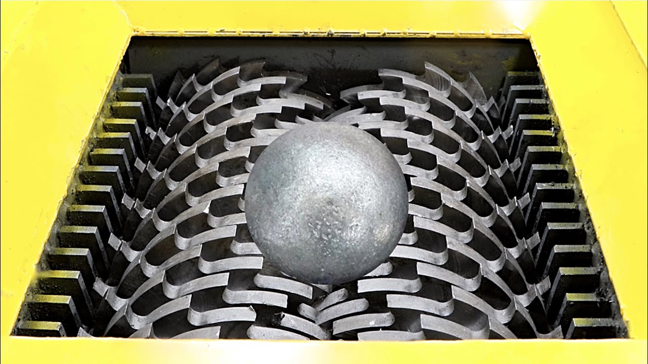 Big iron ball VS Shredder ！What will happen? Wait and see! - YouTube