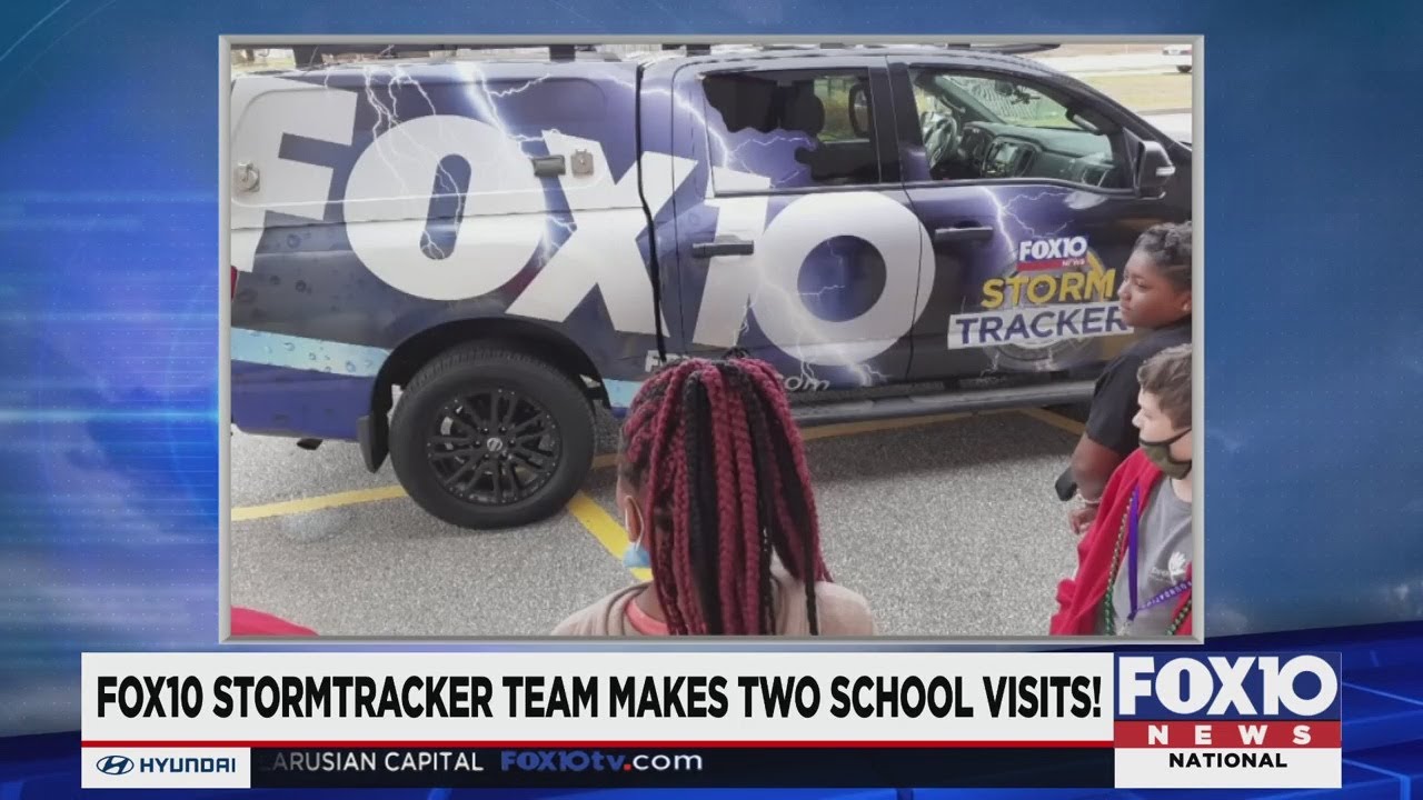 FOX10 StormTracker Team visits two Baldwin County schools - YouTube