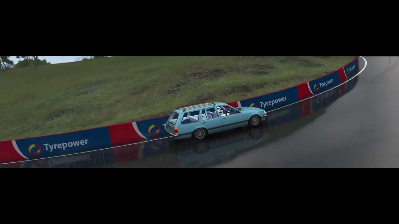 Assetto Corsa Bathurst 1983 Holden VH Commodore Wagon 4.2L in the wet ...