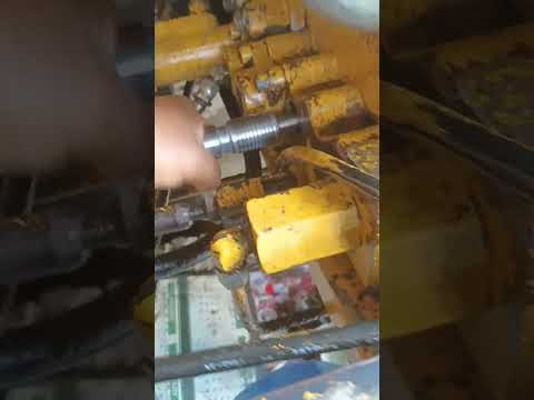 sumitomo backhoe control valve repair - YouTube