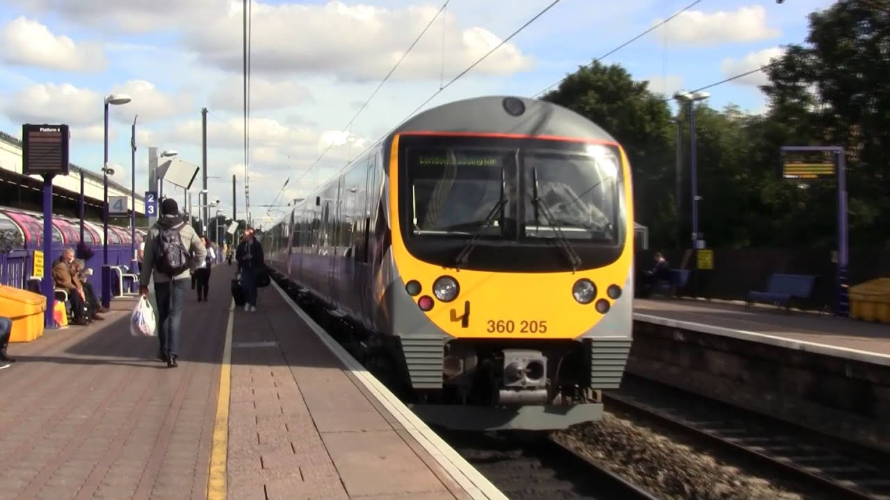 (HD) ***Heathrow Express Class 360 205 at Ealing Broadway*** - YouTube