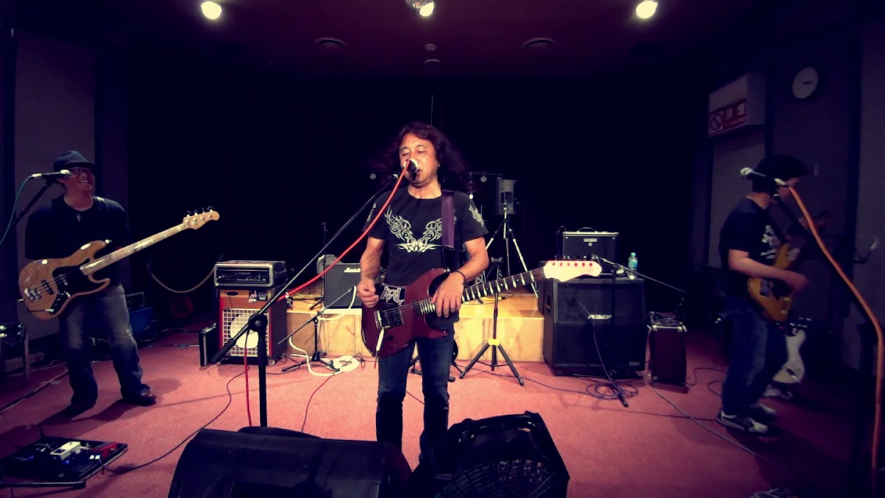 190818 AXEL-G with CLUTCH - YouTube