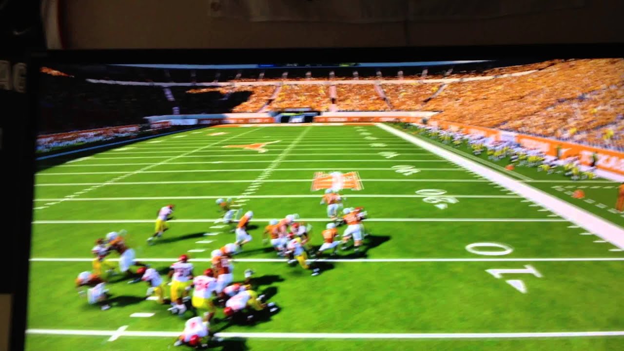 Greatest NCAA Football Play Ever - YouTube