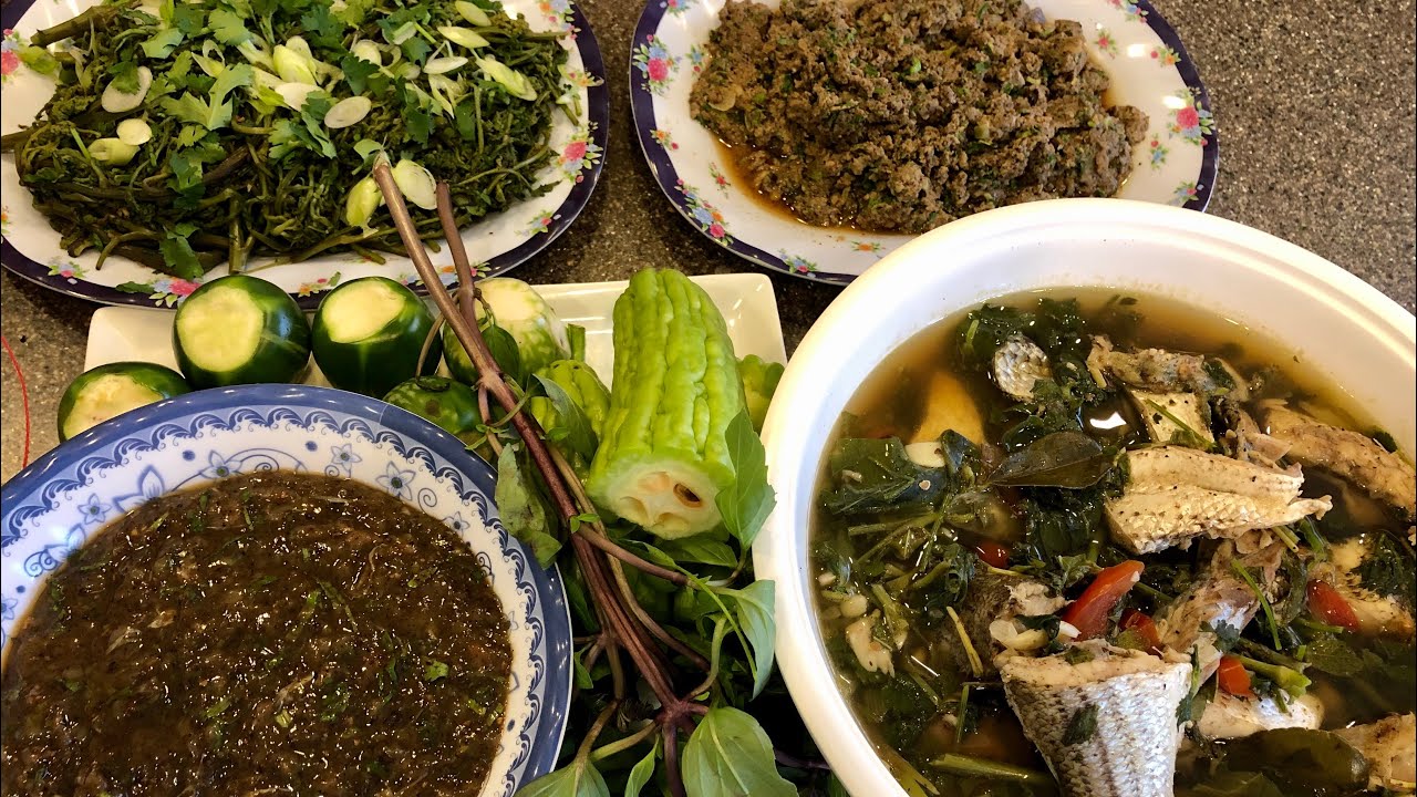 Episode 10 Hmong Food - Cooking Fish Laab - YouTube