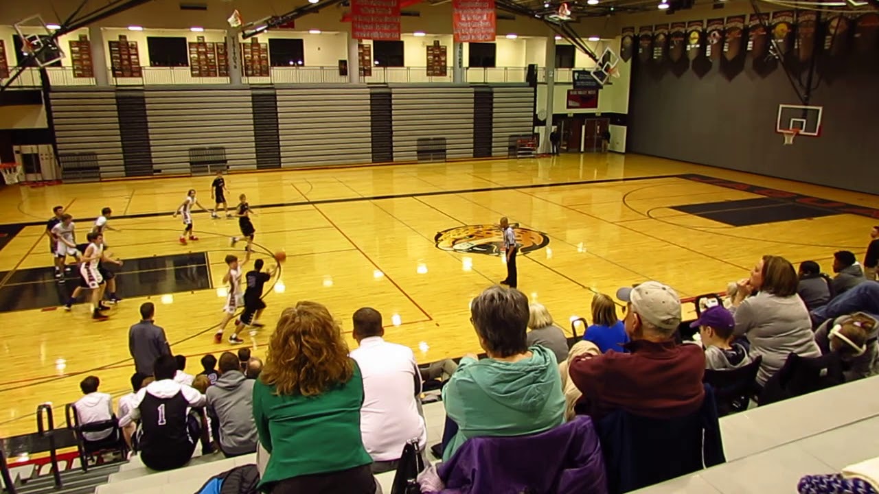 Anish Nag doing a smooth lay up at a game in school - YouTube