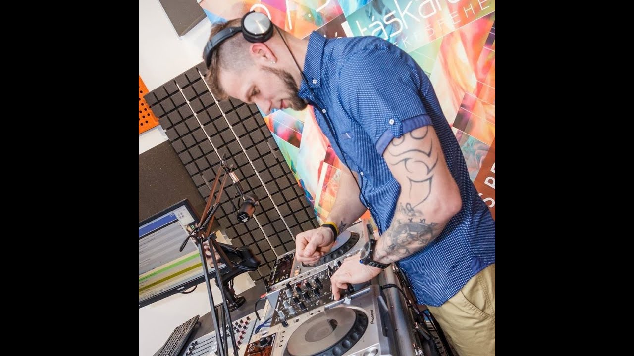 Dj Street Deejay Live - YouTube