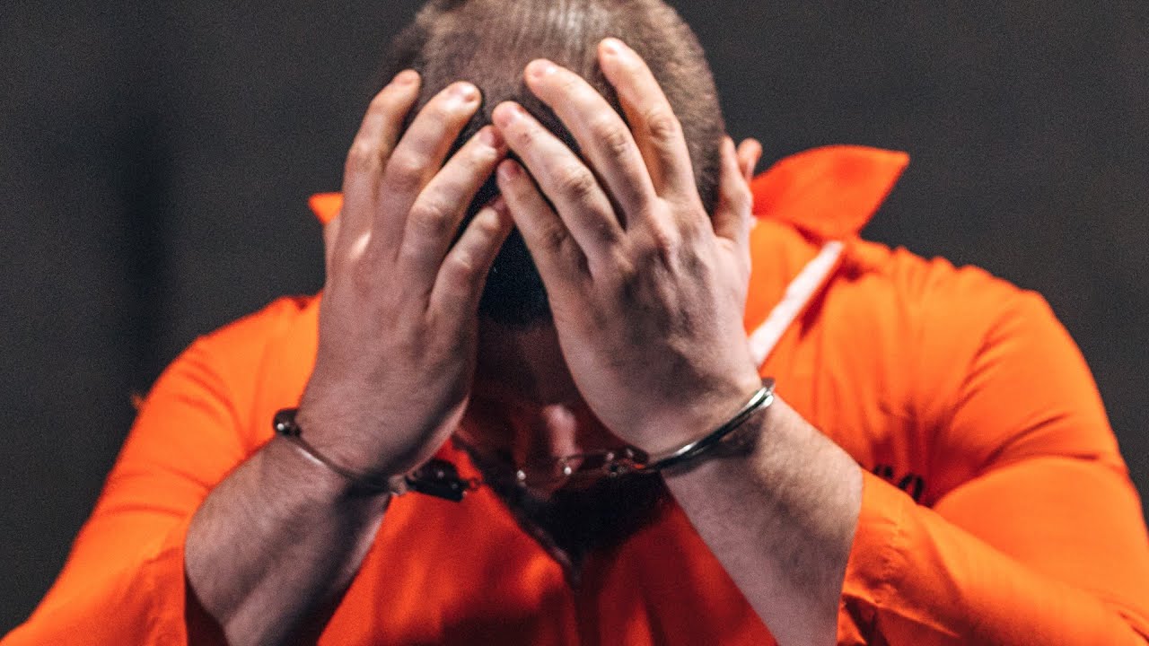 Here's What Prisoners Really Do In A Day - YouTube