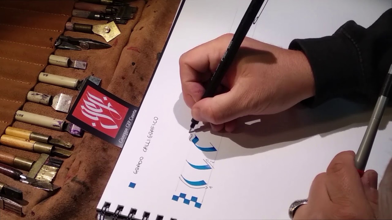 video tutorial calligrafia gotica lettere a , b - YouTube