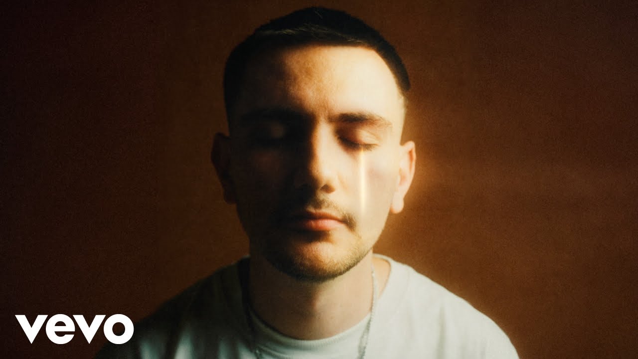 Hulvey - World Hunger (Official Audio) - YouTube