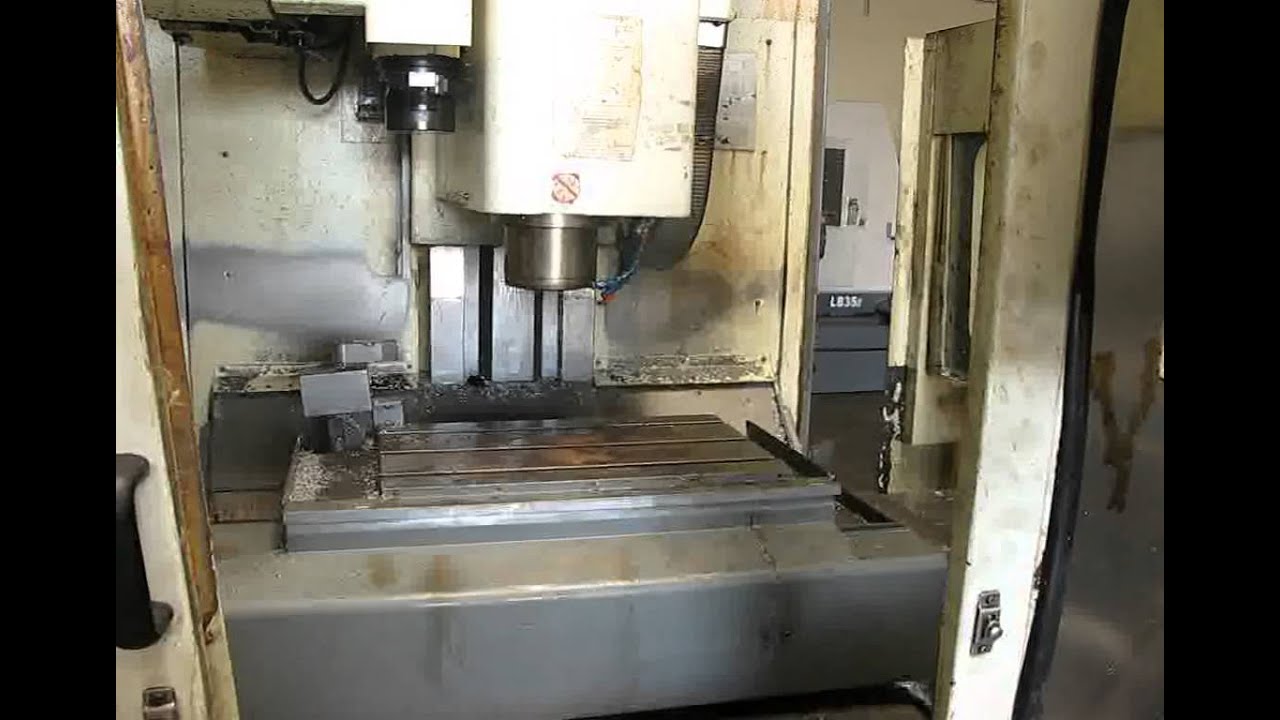 Kitamura My-center 2 APC Fanuc 0m - YouTube