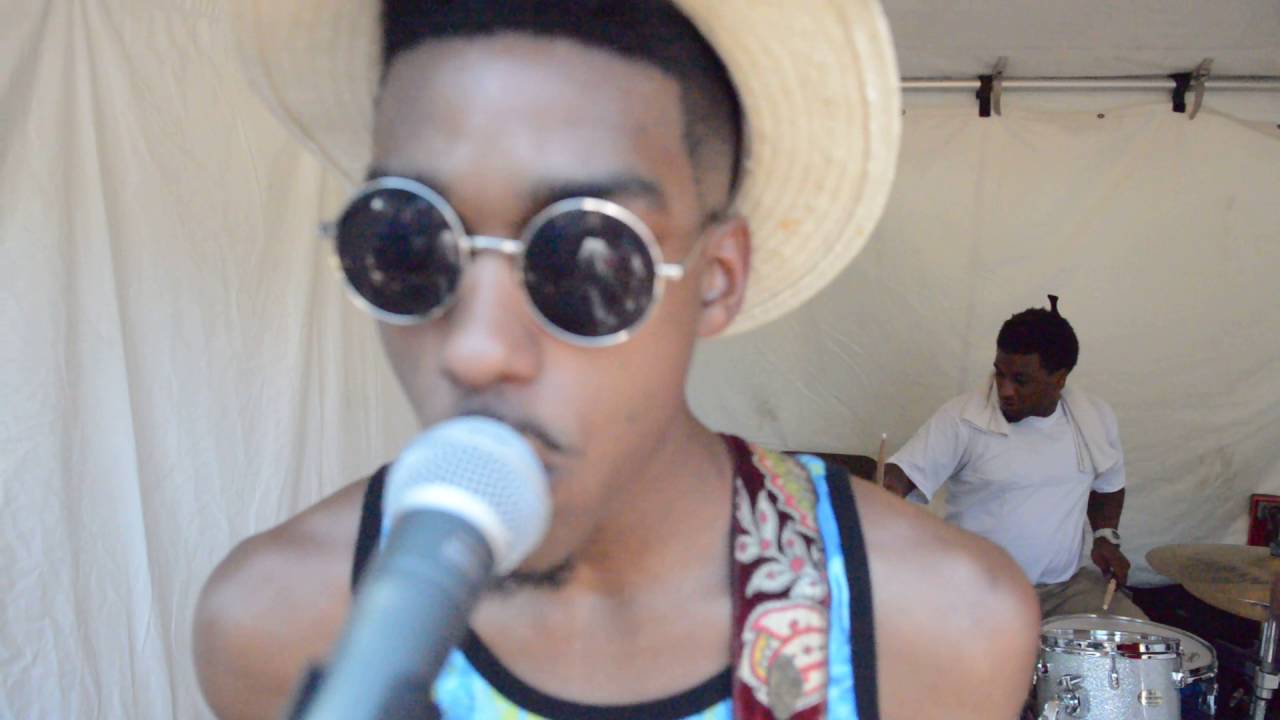 Jamiah Rogers Band Hochie Koochie Man Blues Fest June 10 1016 - YouTube