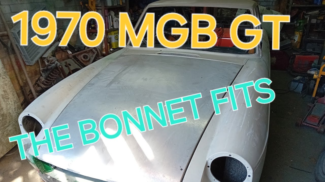 1970 mgb gt aluminium bonnet update - YouTube