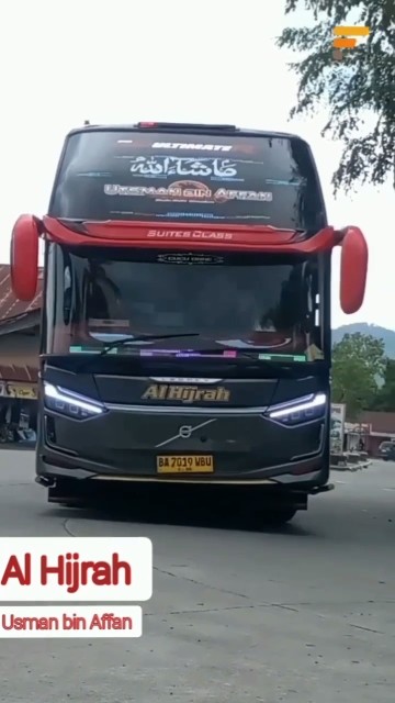 Bus Al Hijrah "Usman bin Affan" Melanjutkan Perjalanan dari TBS - YouTube