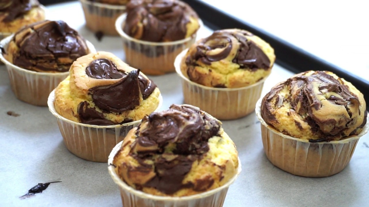 Muffin with hazelnut cream (gluten free) - YouTube