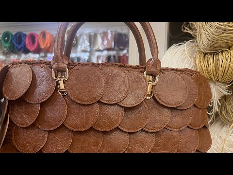 Deri pullu örgü çanta