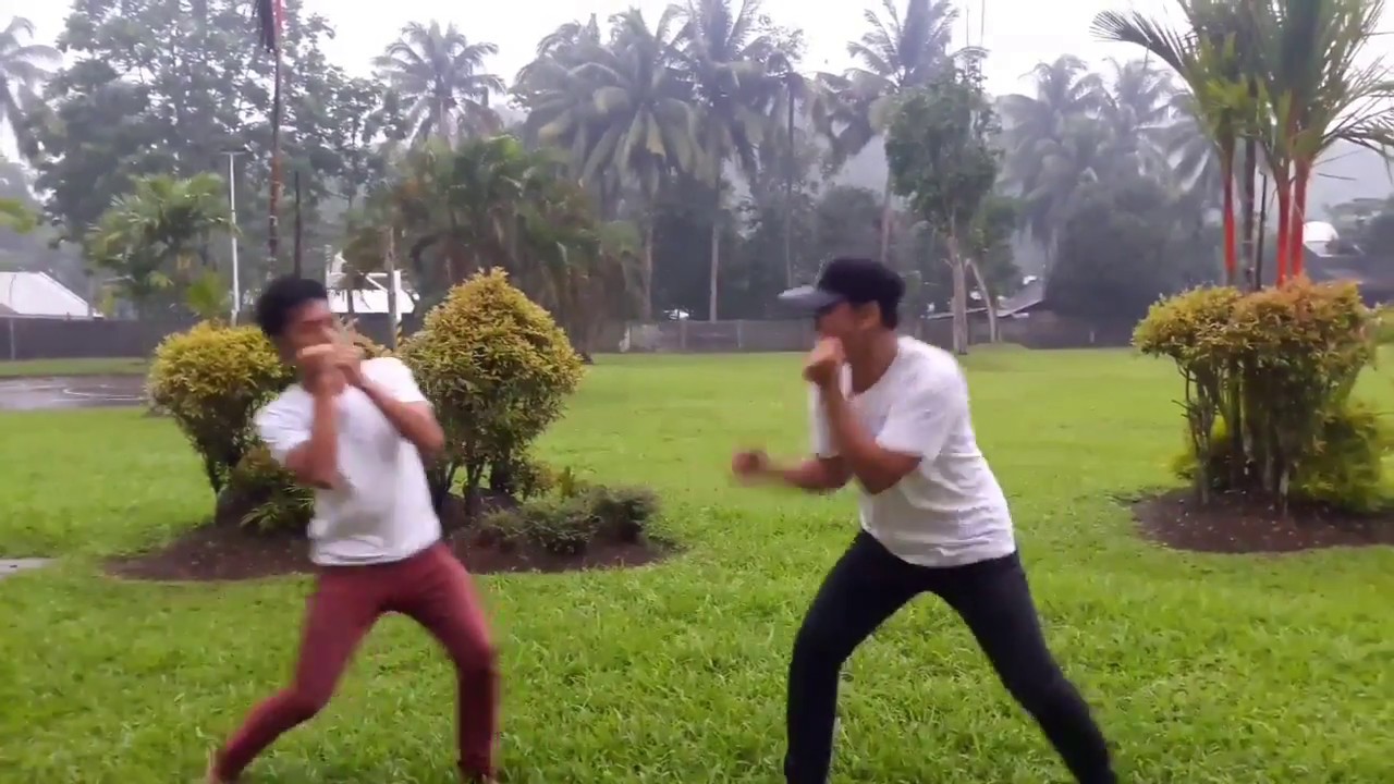 Suntukan! - YouTube