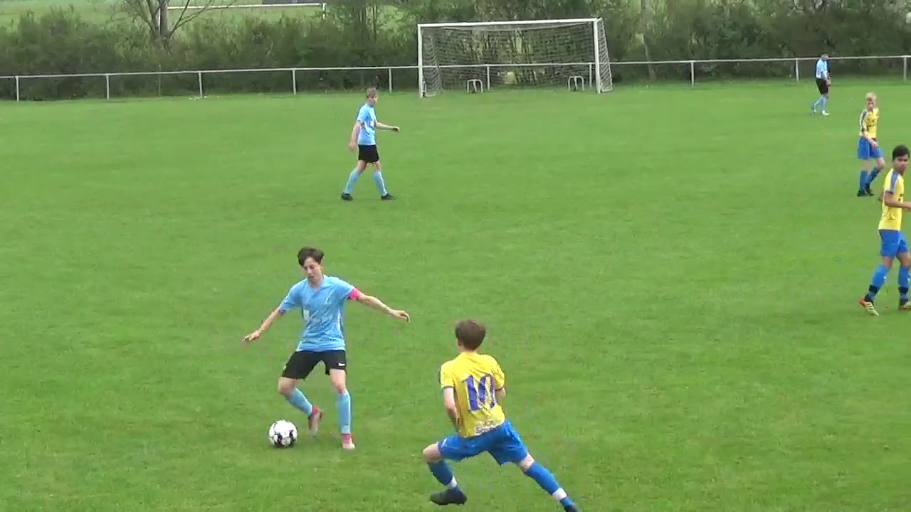 Ikast FC U15 L2 (2004) vs Hobro IK 27/4/2019 1. Halvlej - YouTube