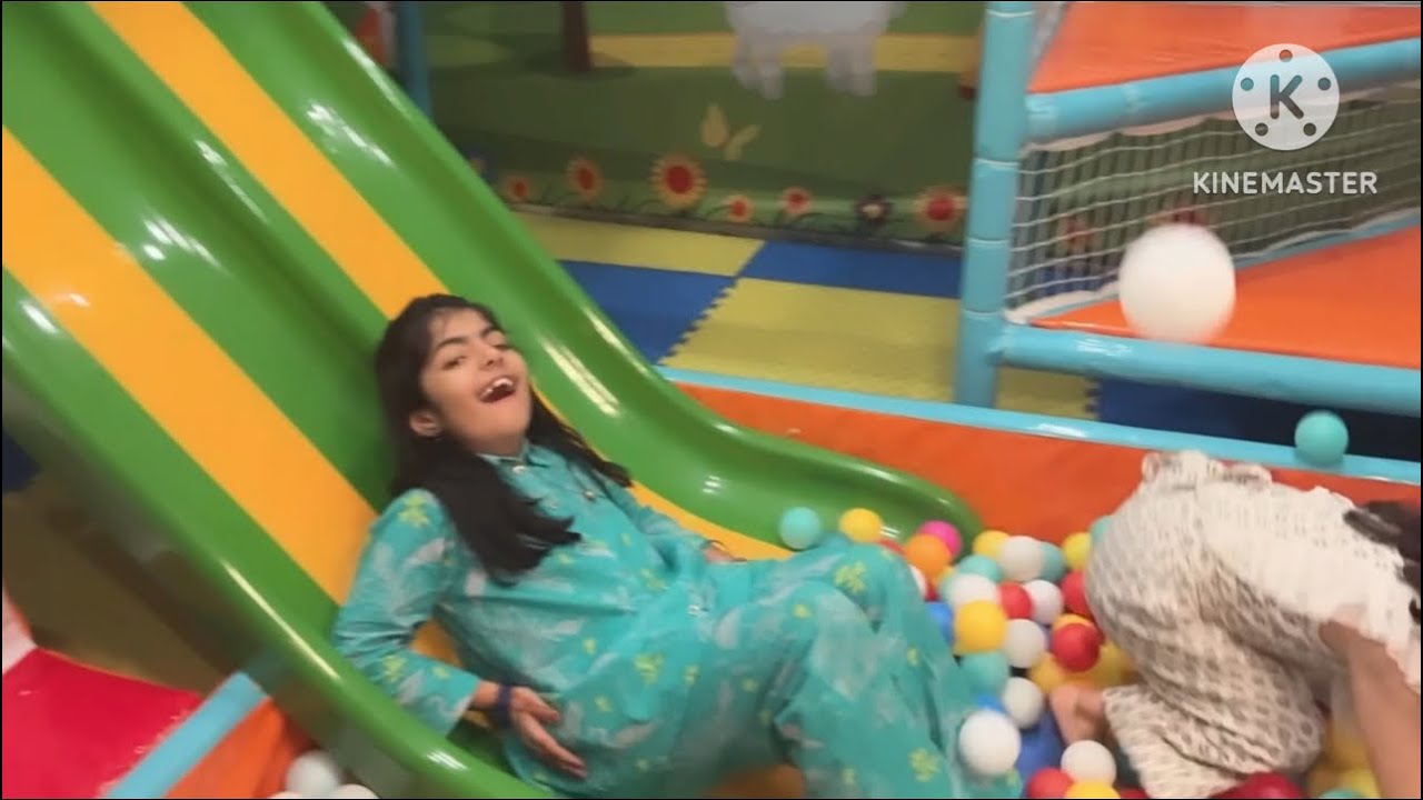 Eid vlog # try new restaurant !full masti program ! Karanchi restaurant !entertainment vlog ...