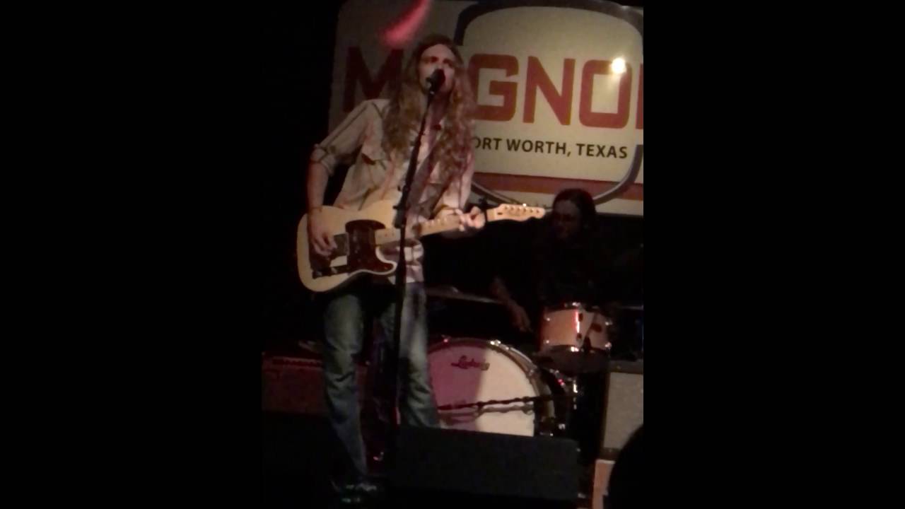 On The Run- Austin Meade - YouTube